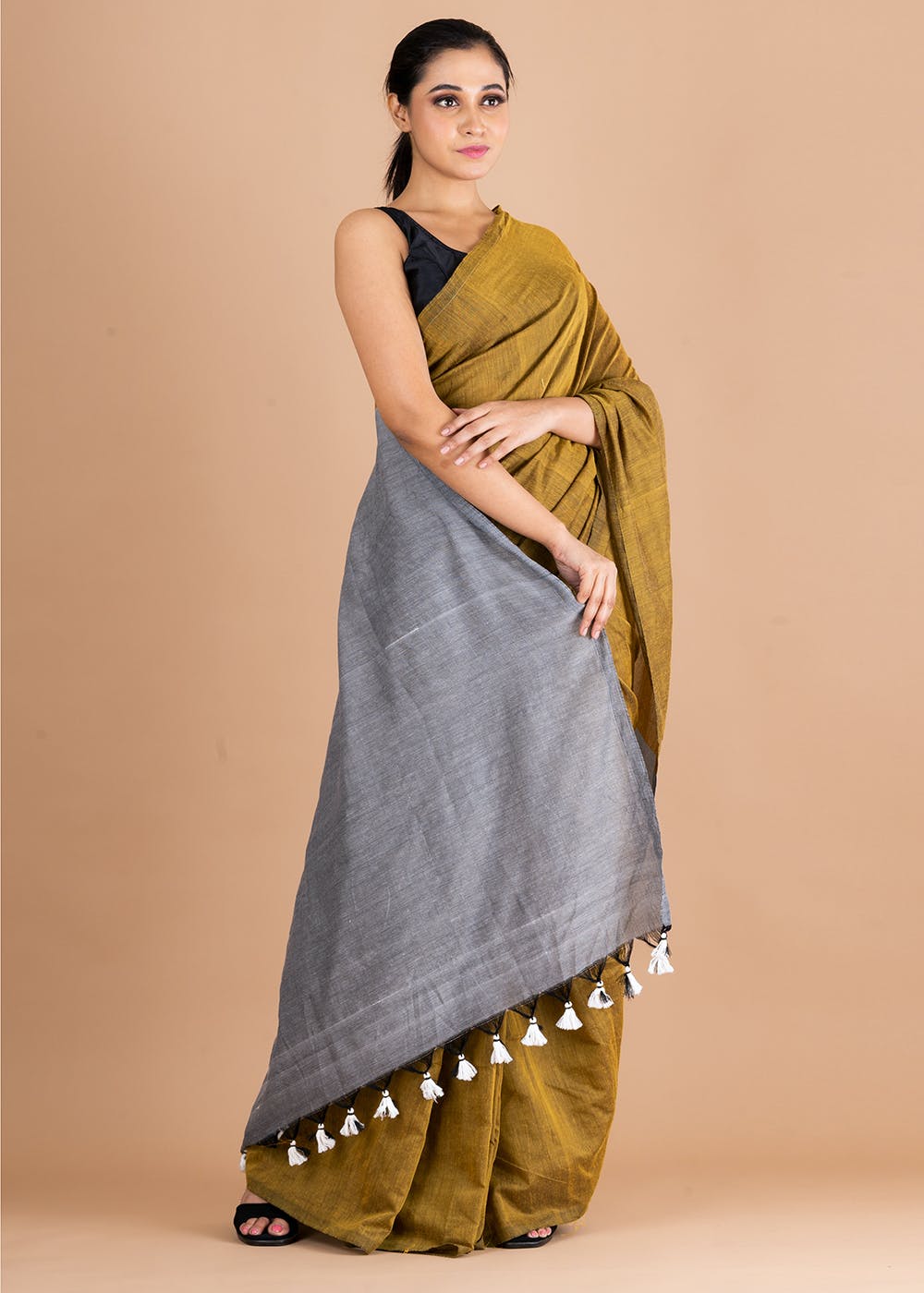 Cotton Sarees 2024: A Comprehensive Guide - Sahal Packaging